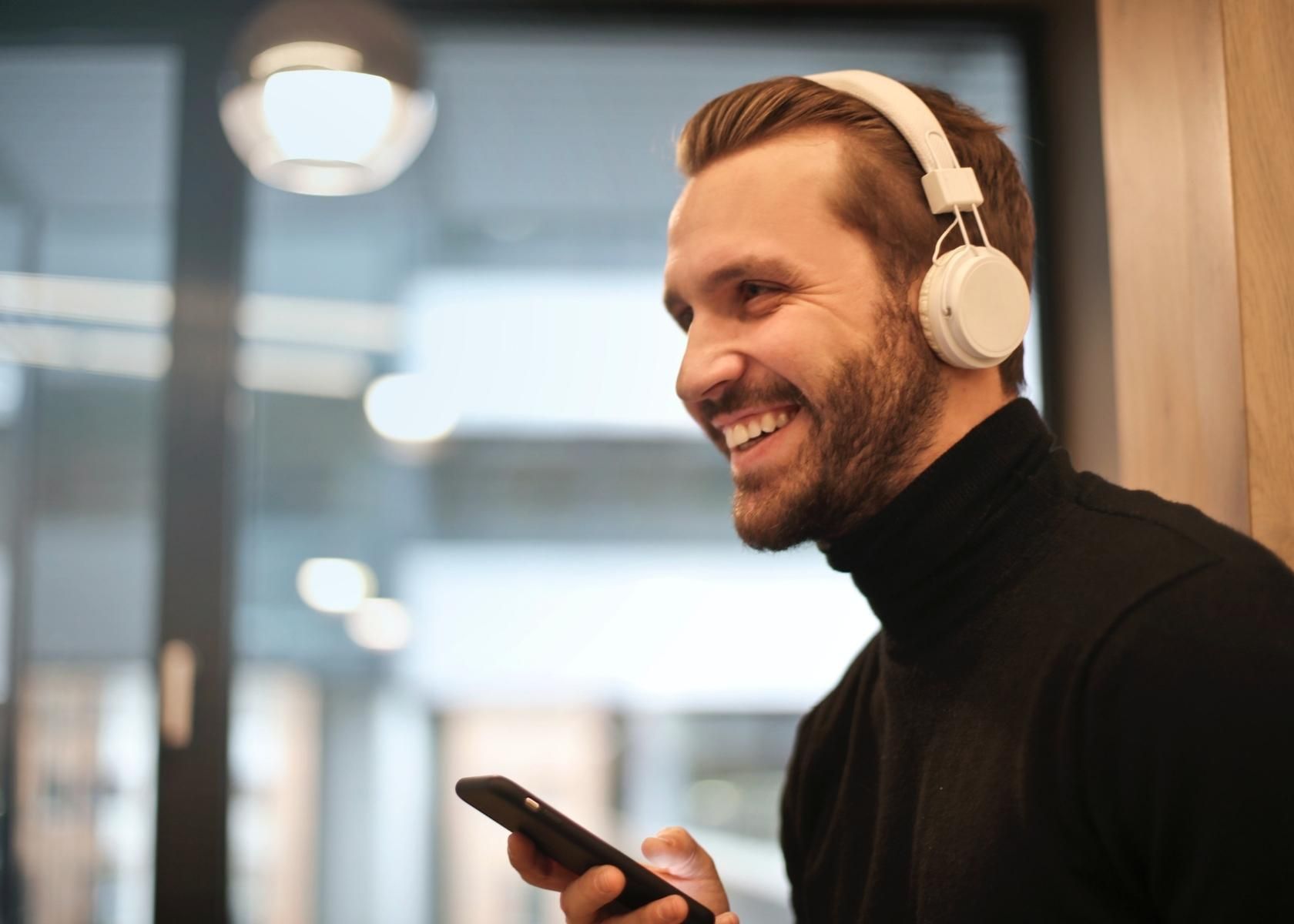 The Best Aux to USB C Adaptors and Cables Reviewed